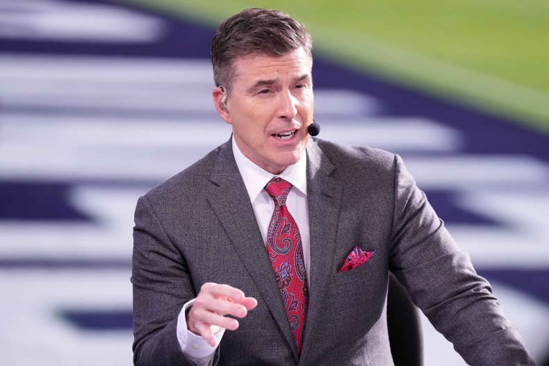 Rece Davis Offers Prediction for Hypothetical Oregon vs. Texas Matchup ...