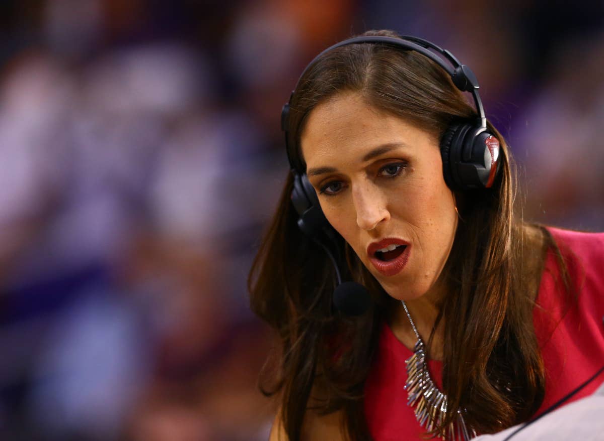 WNBA Legend Rebecca Lobo in Disbelief Over Controversial Referee ...