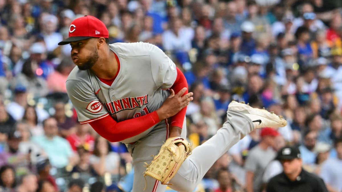 MLB Pitcher Hunter Greene Throws Up On The Mound After Throwing 95 MPH ...
