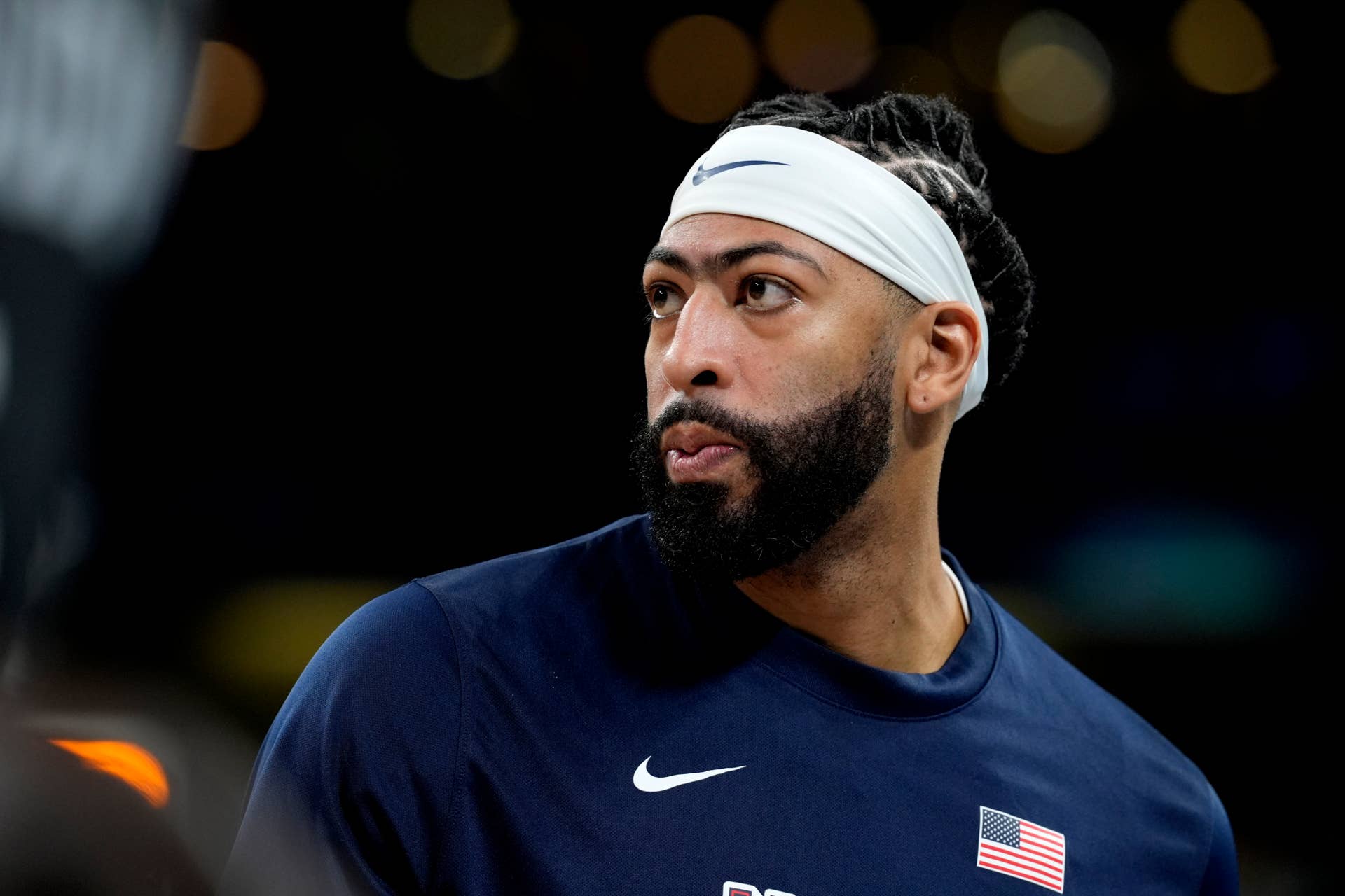 Anthony Davis Sends Message on Lakers Trade - Athlon Sports