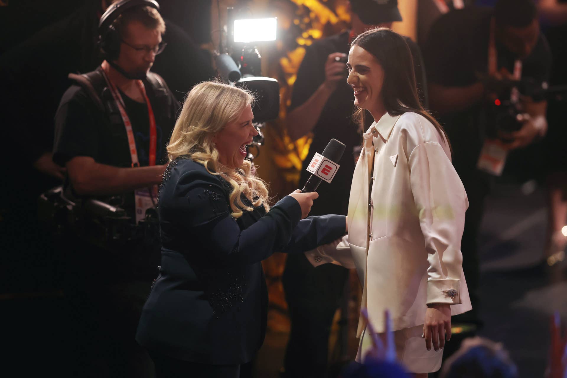 Congratulations Pour in for ESPN's Holly Rowe After Big Personal News ...