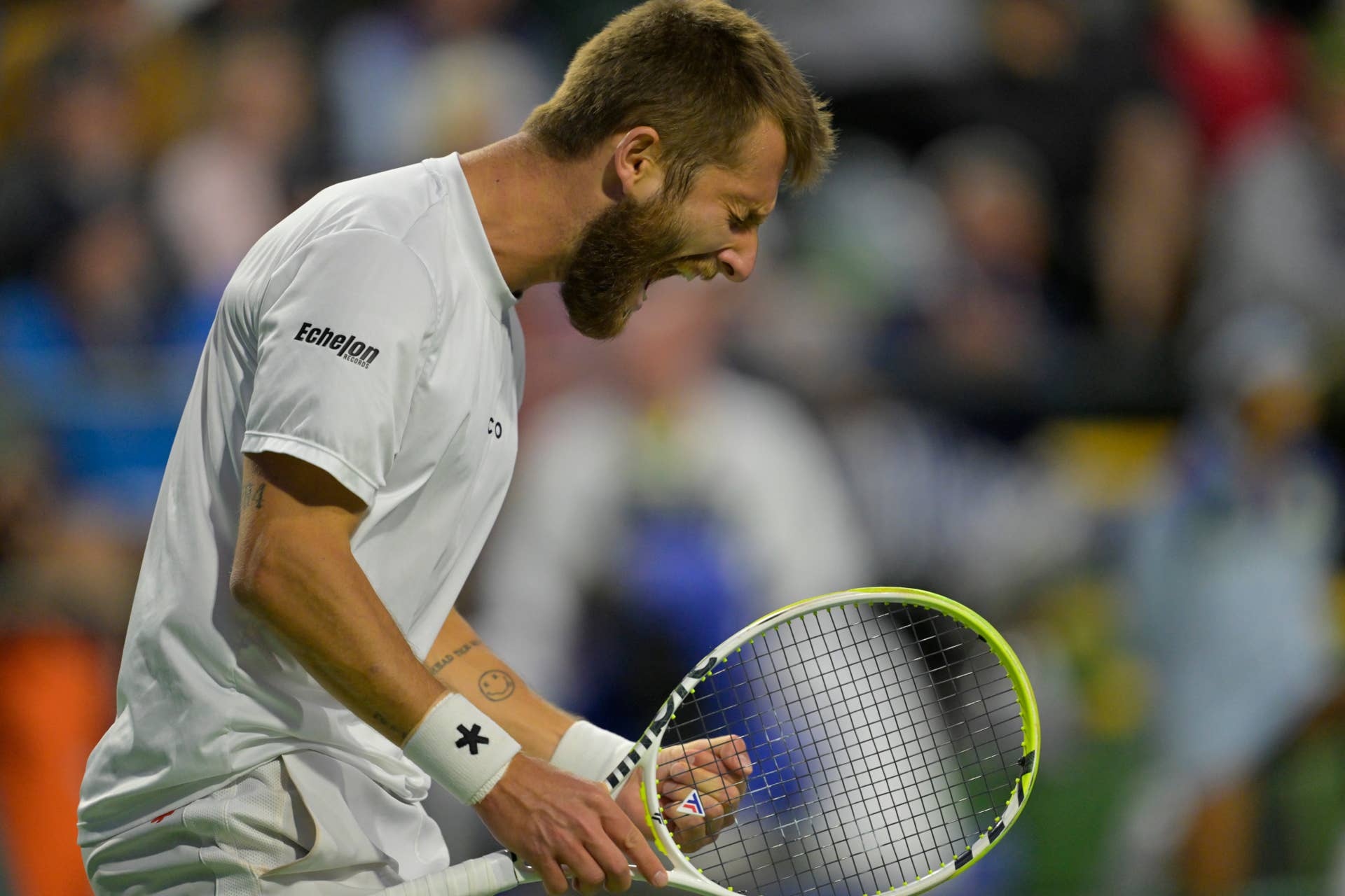 French Tennis Player Booed Off Court After Controversial Mid-Match Exit ...
