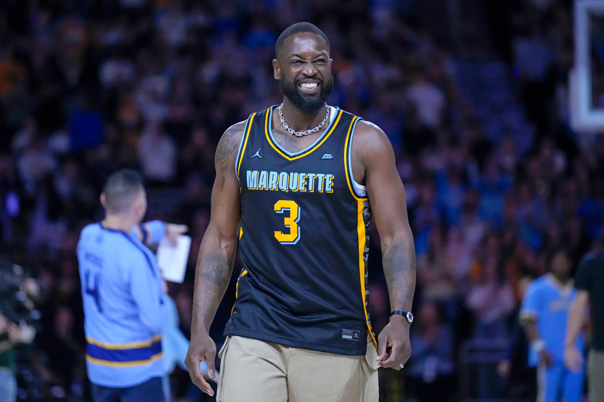 Dwyane Wade Makes One-Word Declaration After Wild Ending of NBA Finals ...