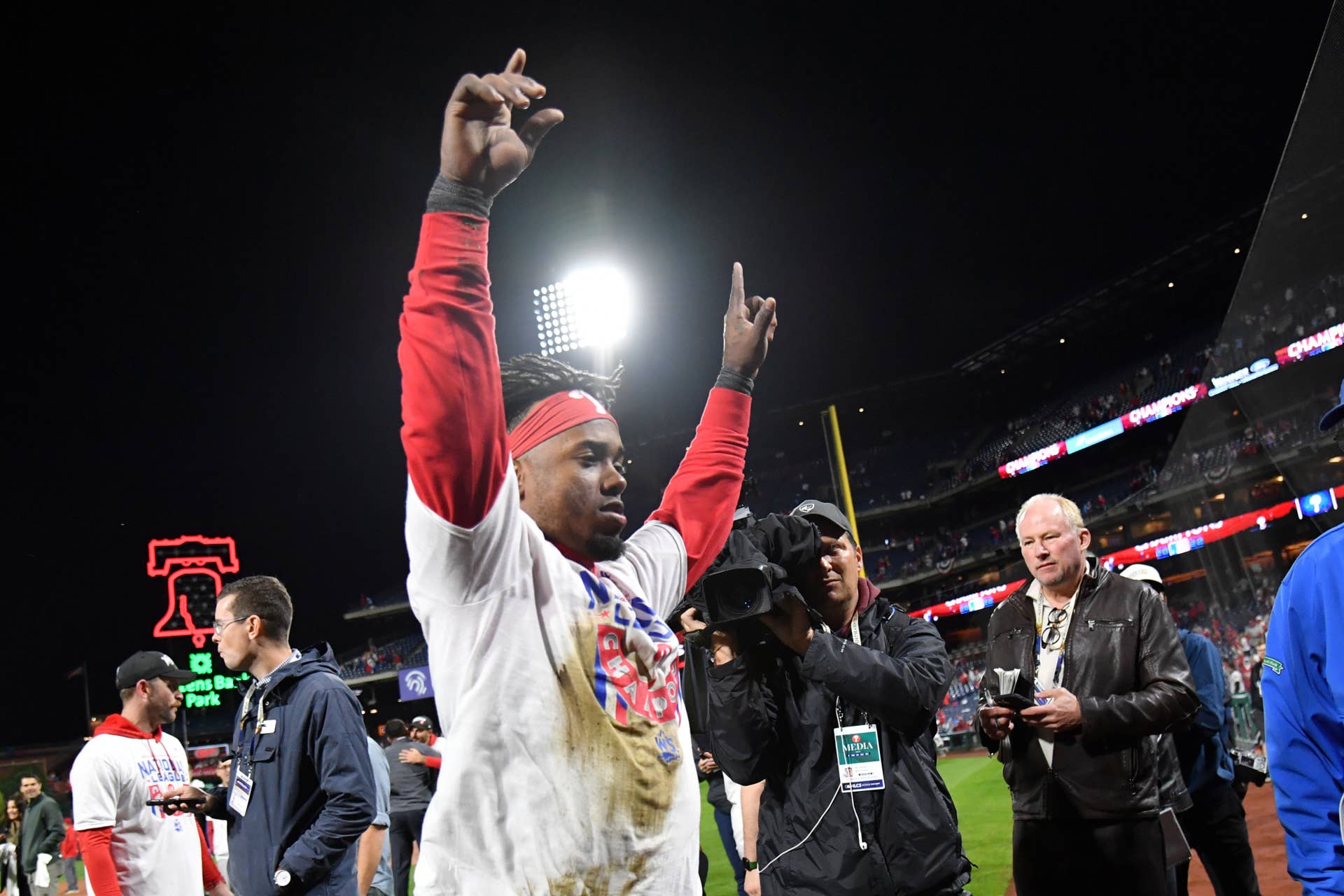Phillies’ Jean Segura Sends Heartfelt Message to Philadelphia Fans ...