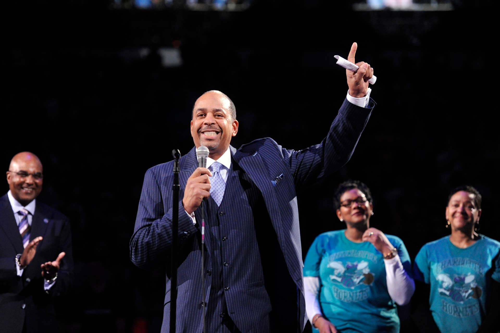Dell Curry Leaving Hornets Booth to Join Amazon’s NBA Team - Athlon