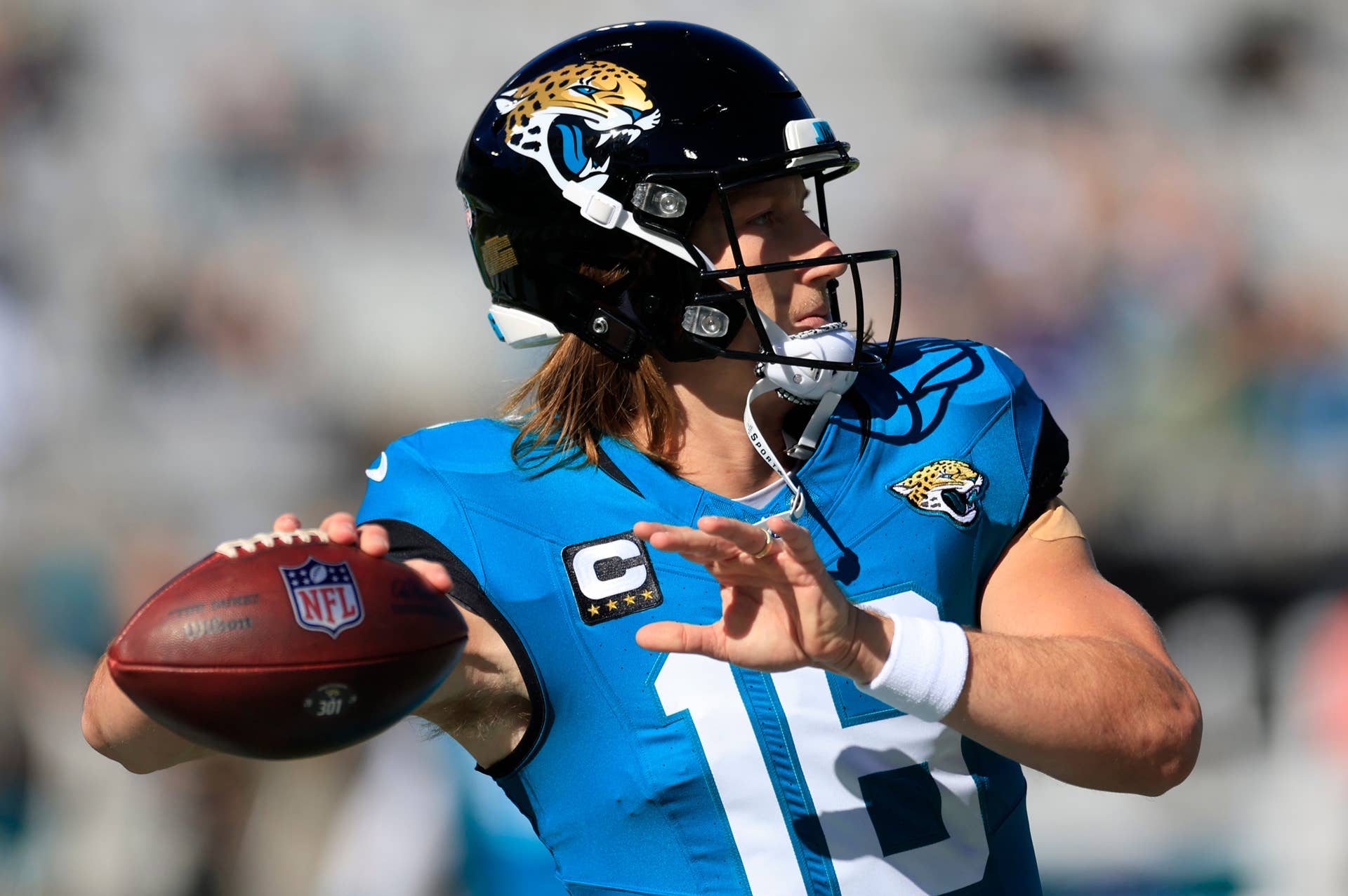 Trevor Lawrence Receives Strong Warning Before Fifth NFL Season - Athlon