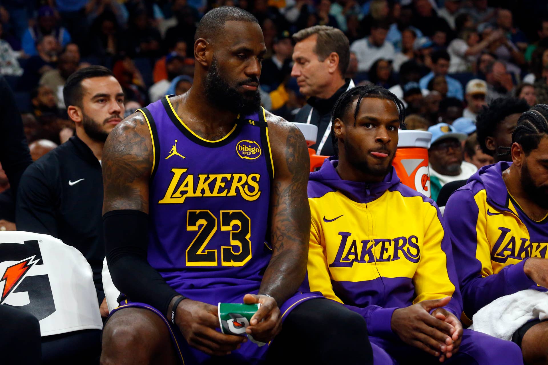 Lakers Trade Idea Flips Lebron James, Bronny James to West Rival for ...
