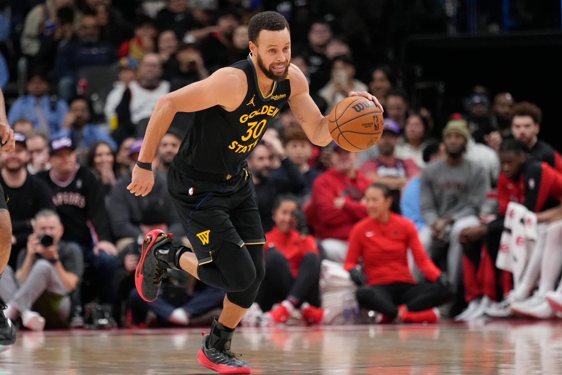 Steve Kerr Reveals Golden State Warriors Worries as Steph Curry Trade ...
