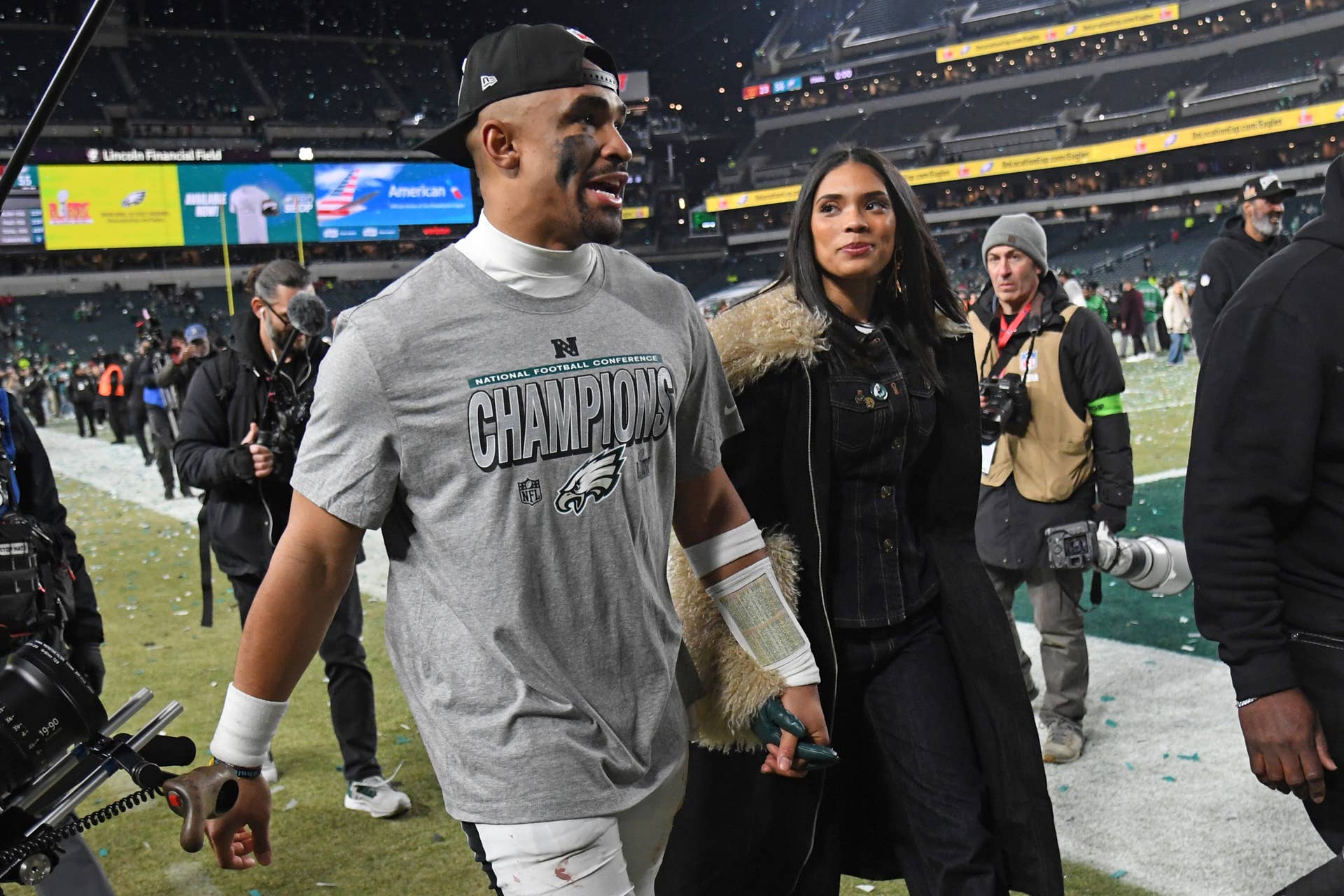 New Photos of Jalen Hurts' Private Fiancee Bry Burrows Turns Heads ...
