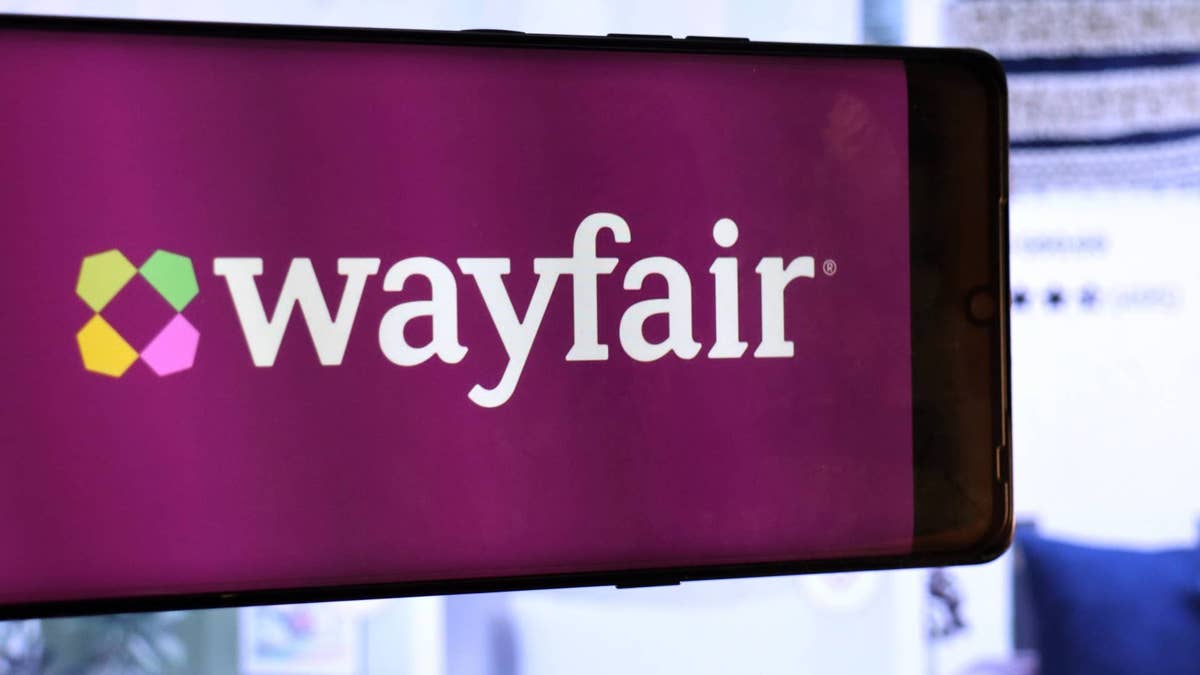 Wayfair's $180 Pop-Up Canopy Tent Is $86: 'Super Easy' Setup - Athlon