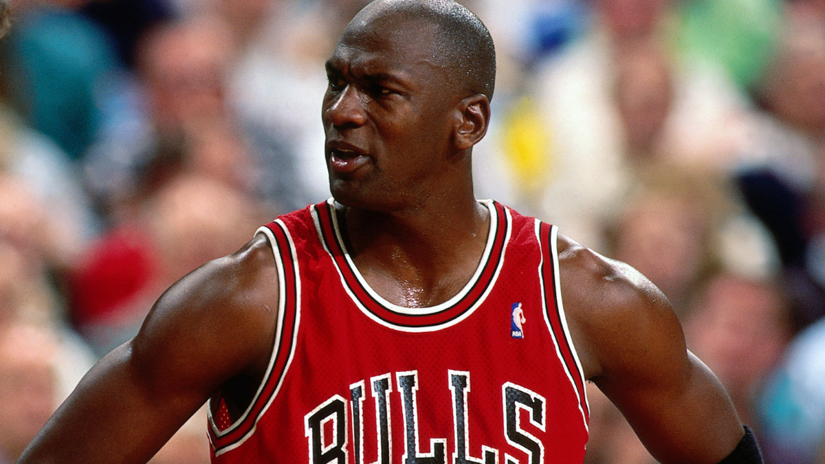 Michael Jordan’s Ex- Bulls Teammate Critiques his Stance on Republicans ...