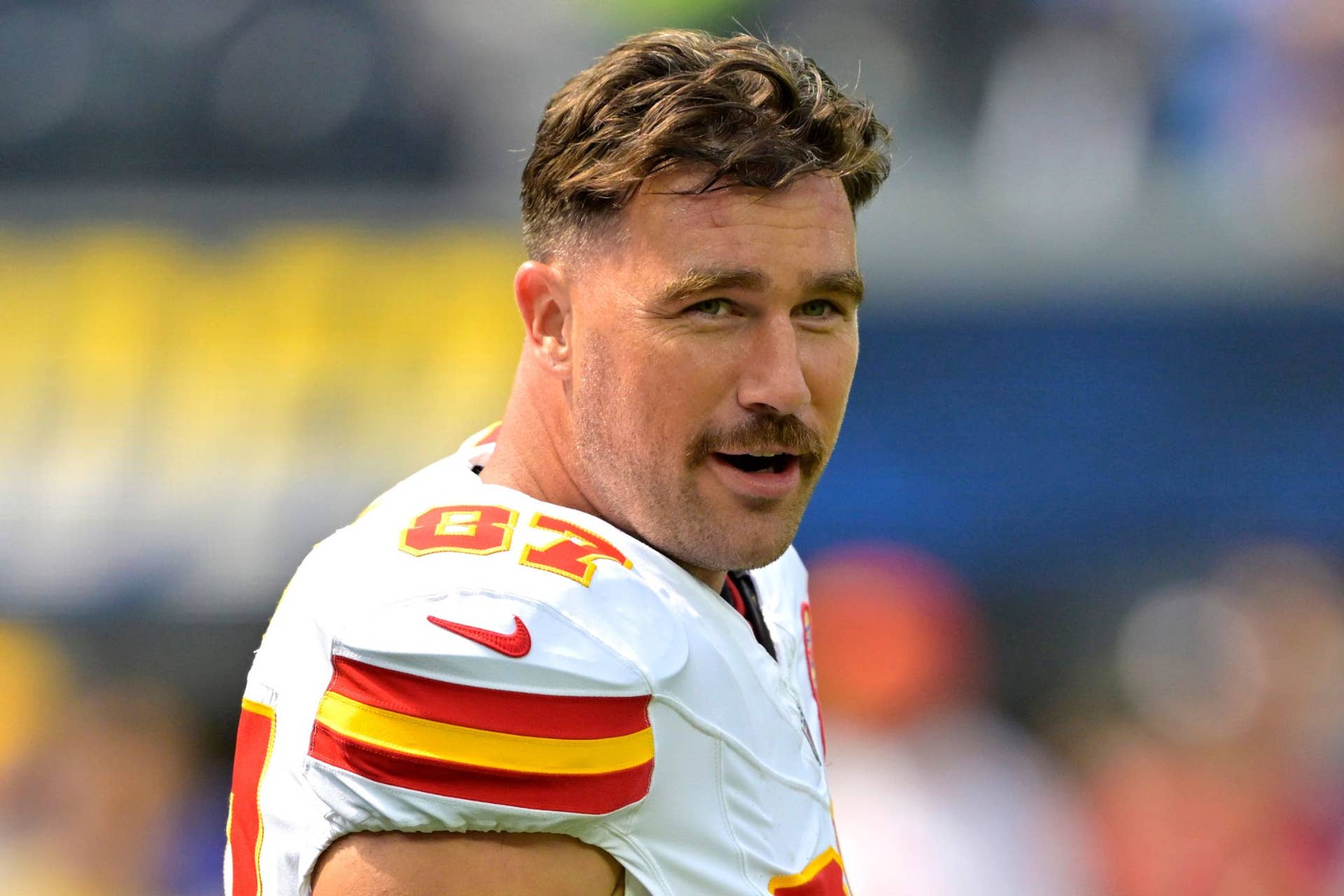 "I’m Wearing Nothing But a Tie": Travis Kelce Puts Taylor Swift Twist ...