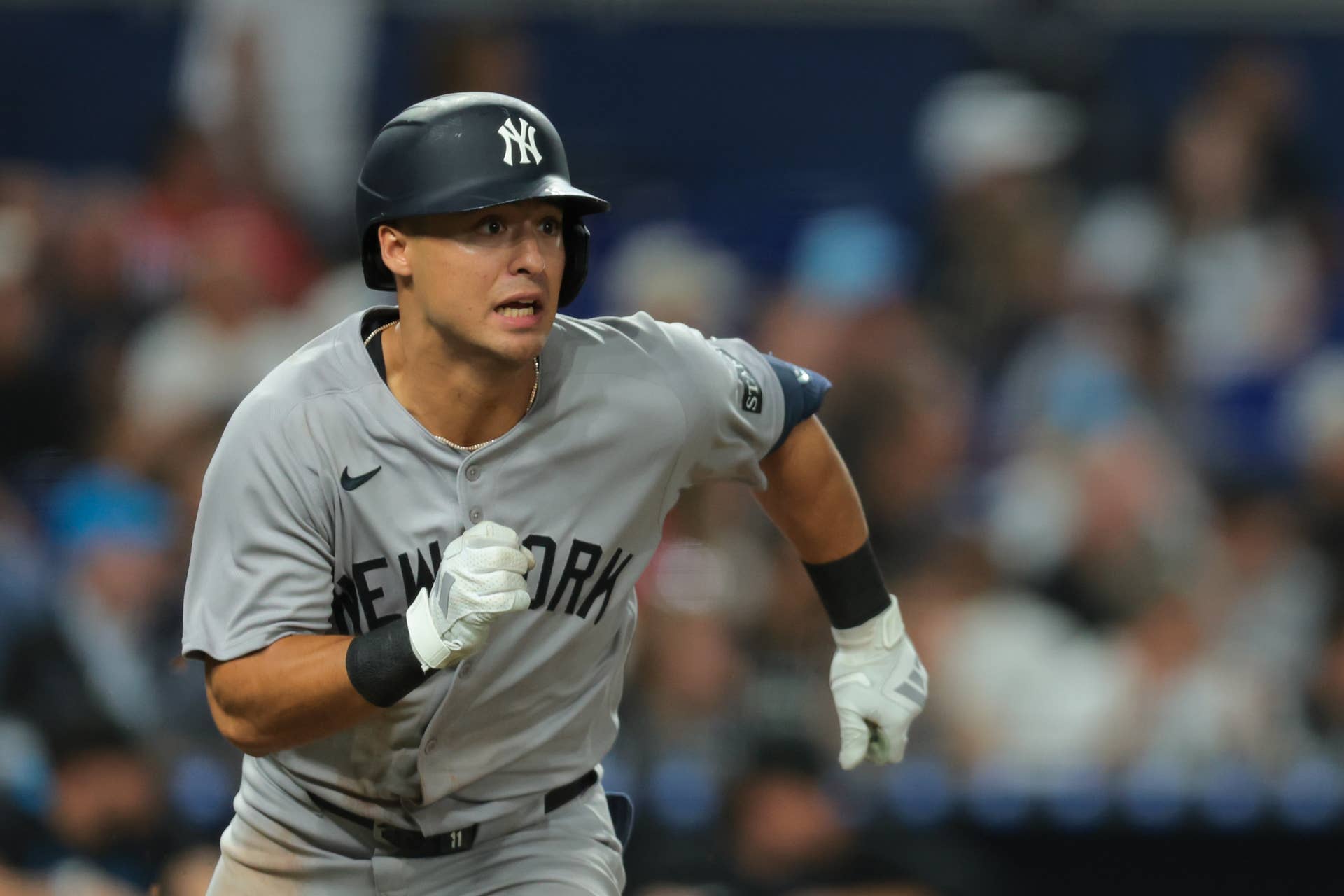 Yankees’ Anthony Volpe Has Embarrassing Postgame Reaction to Shocking ...