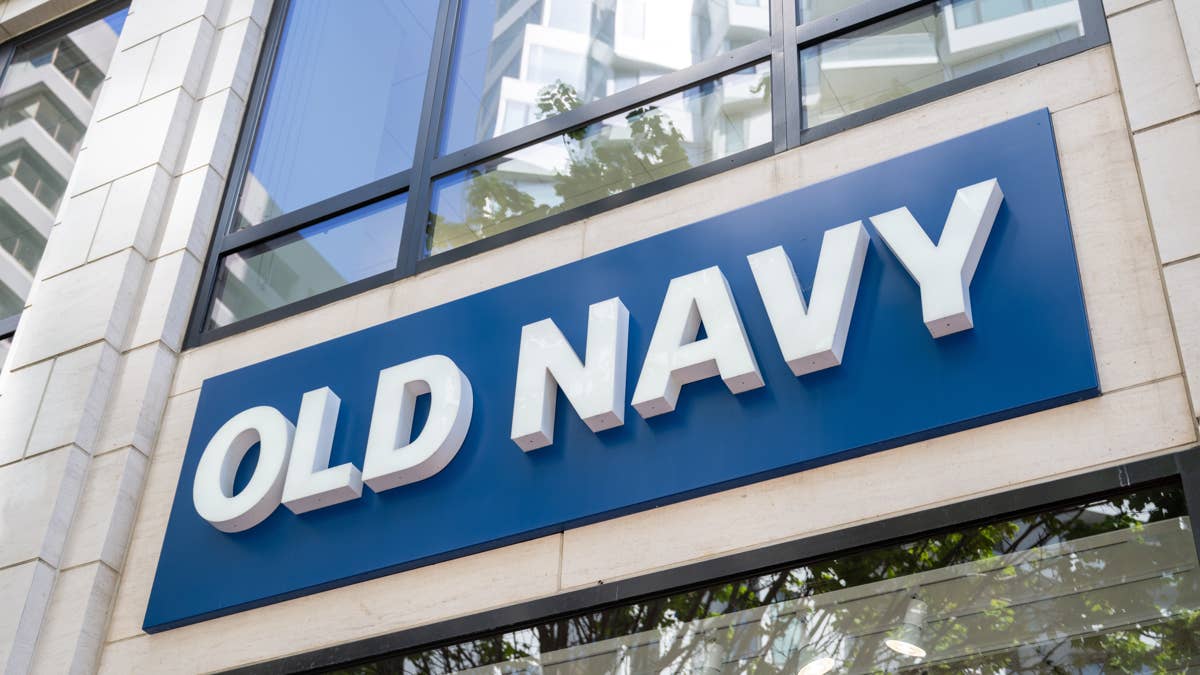 Old Navy's Soft, Oversized Full-Zip Hoodies Are 70% Off - Athlon Sports
