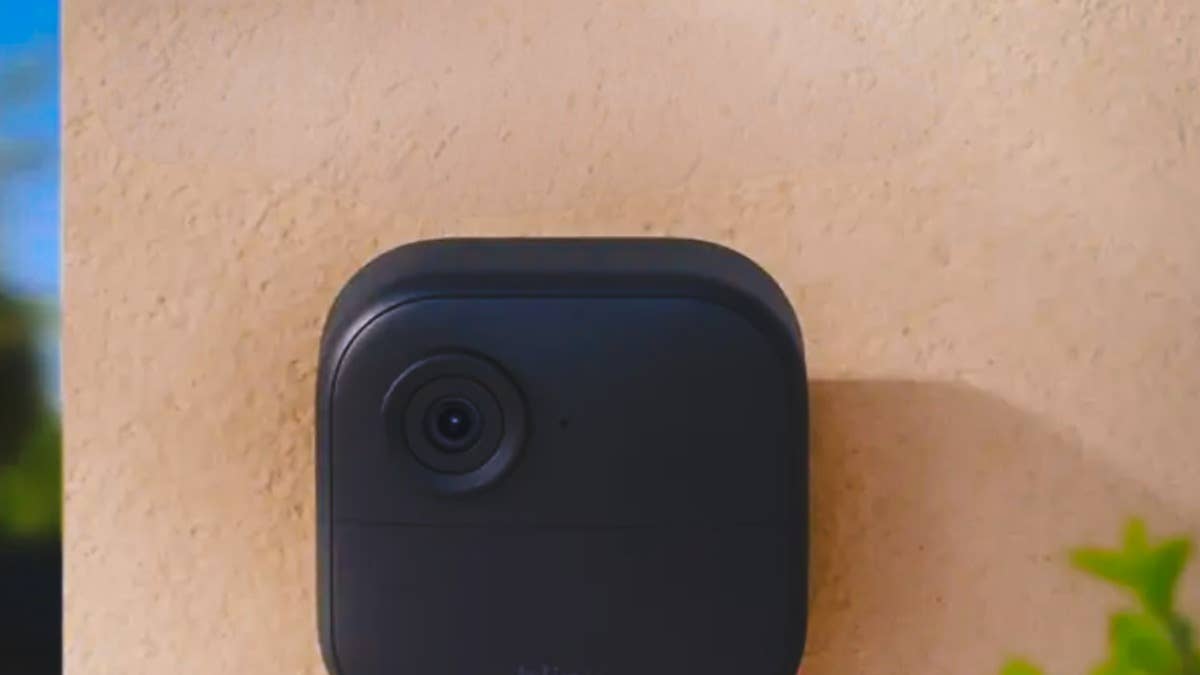 Blink Outdoor 4 Security Cameras Just $52 at Best Buy (Down from $130 ...