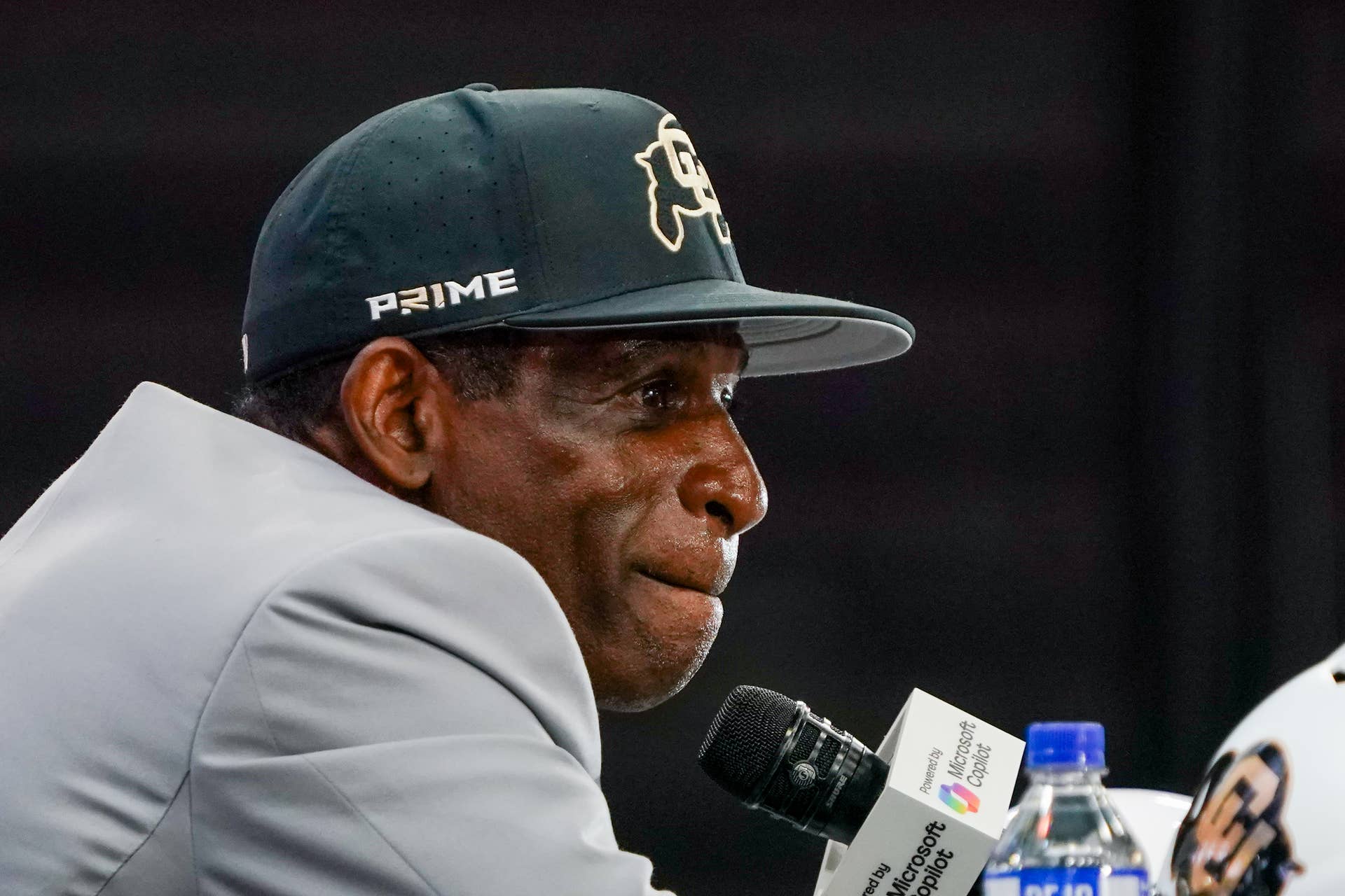 Deion Sanders Shares Strong Message for Michael Vick and DeSean Jackson ...