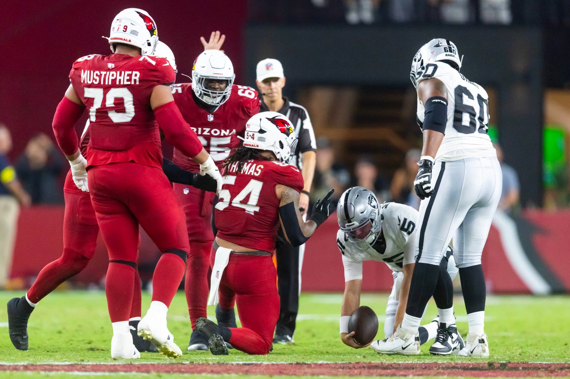 Rookie Quarterback Draws Outpouring of Support After Raiders Release ...