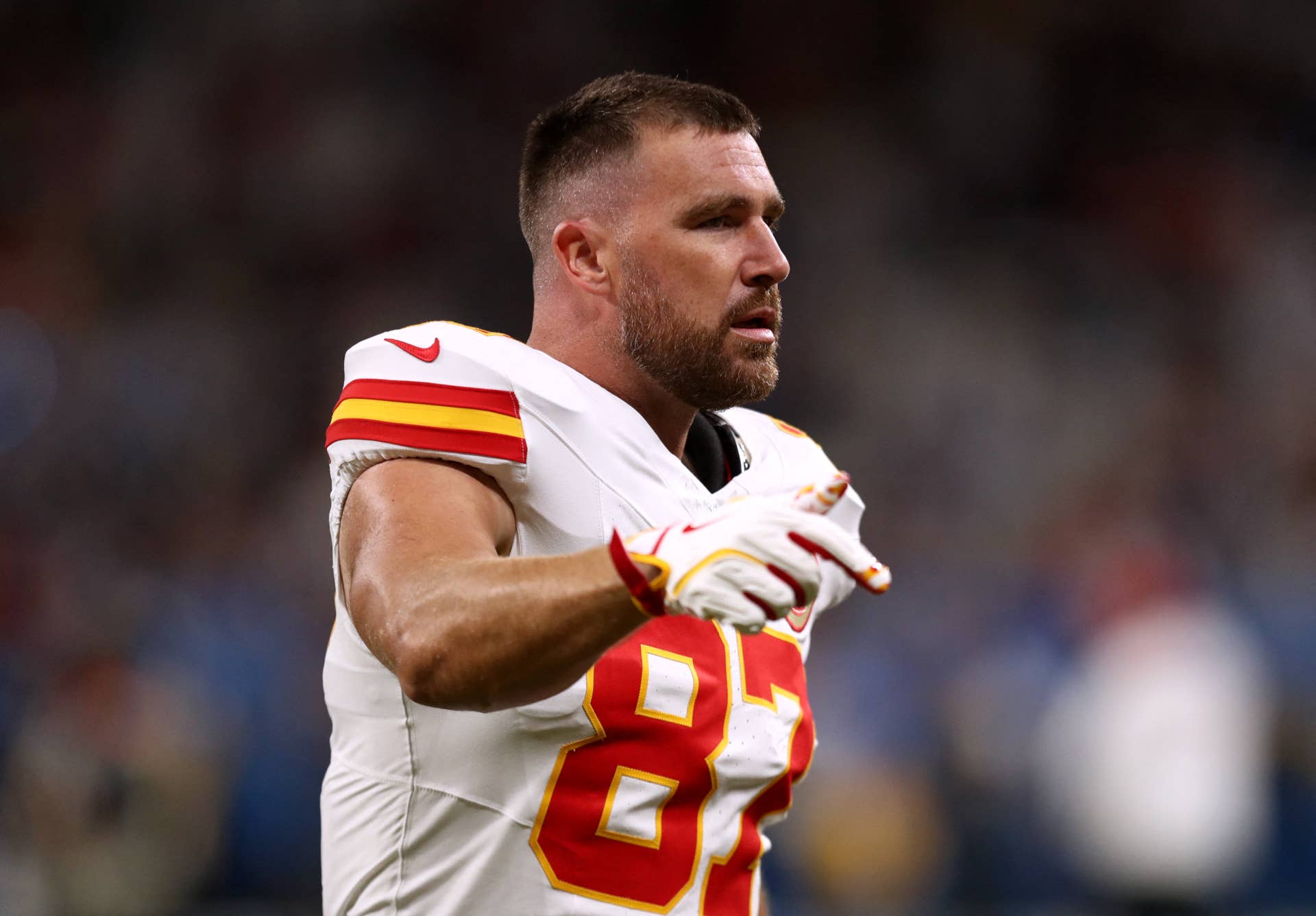 Travis Kelce's Intense Sideline Moment During Chiefs-Eagles Caught on ...