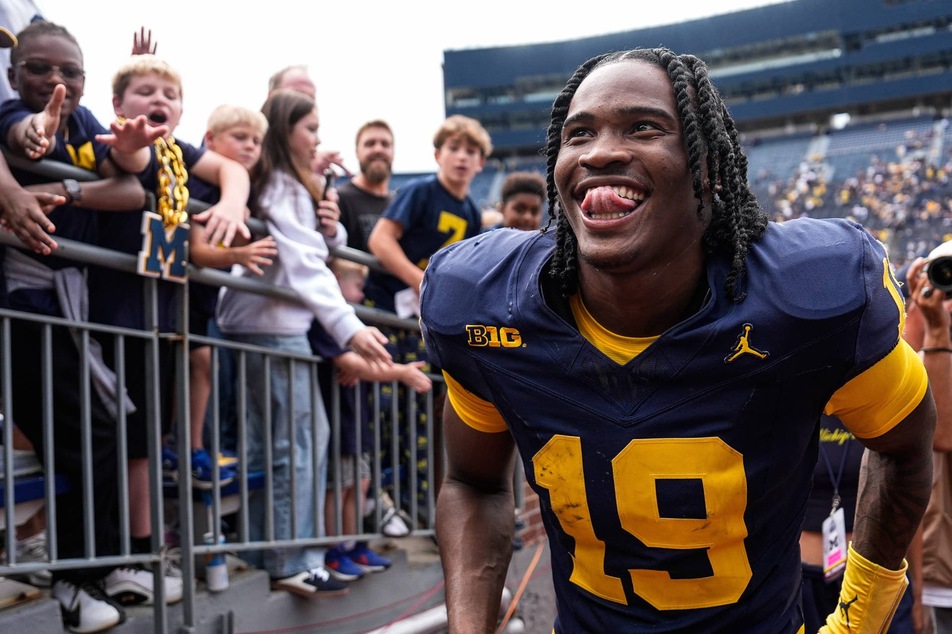 Michigan QB Bryce Underwood Landed Historic NIL Deal - Athlon Sports