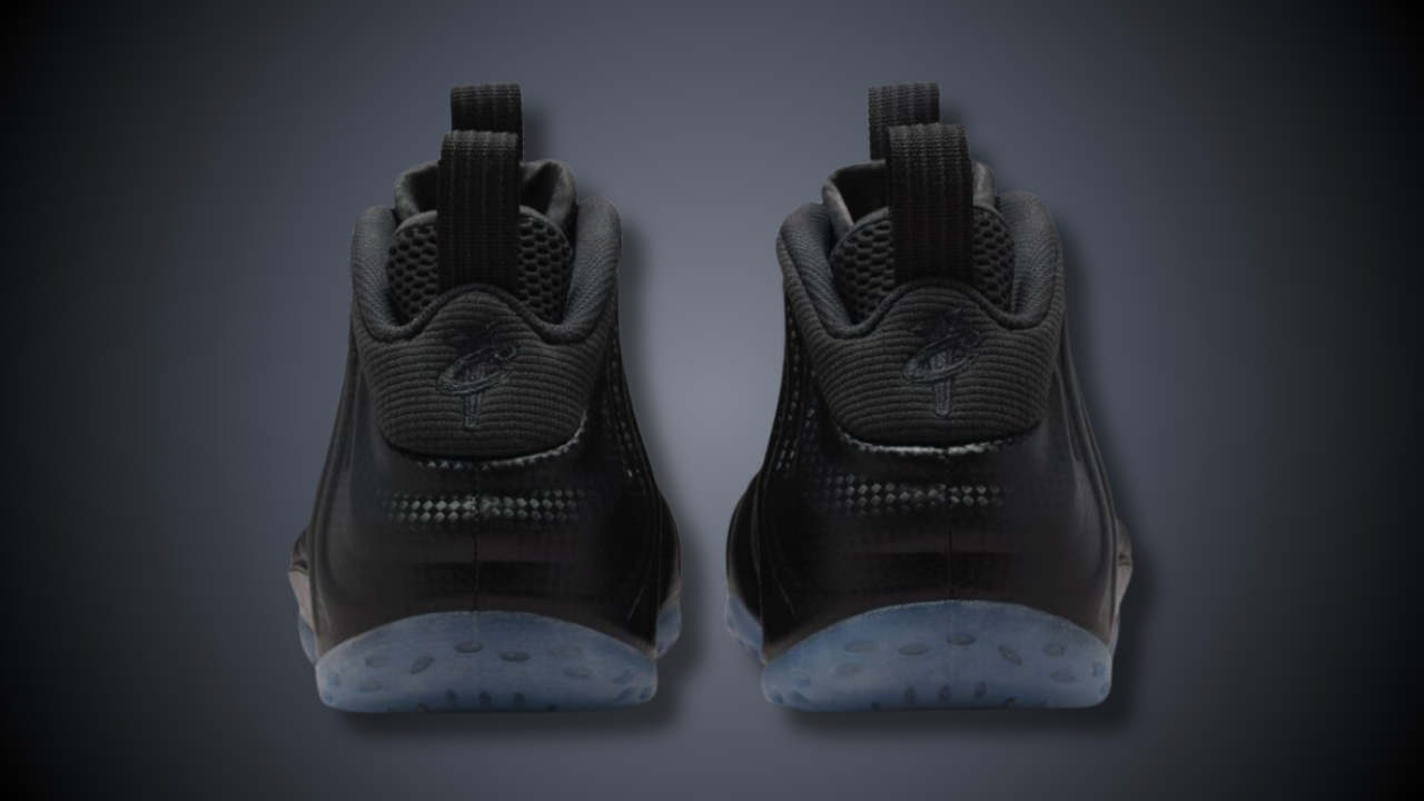 Nike Air Foamposite One ‘Carbon Fiber’ — Stealth Mode Strength: Release ...