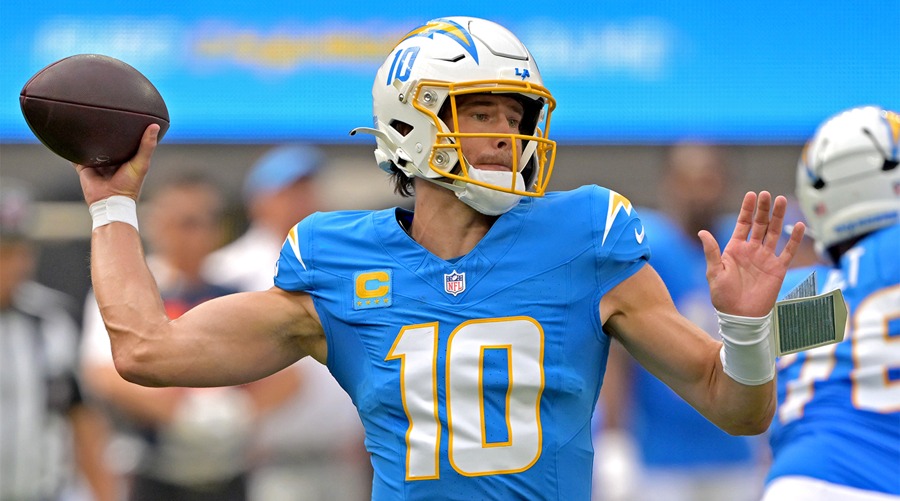 Week 4 NFL Picks: Our Experts’ Best Bets to Cover the Spread - Athlon ...