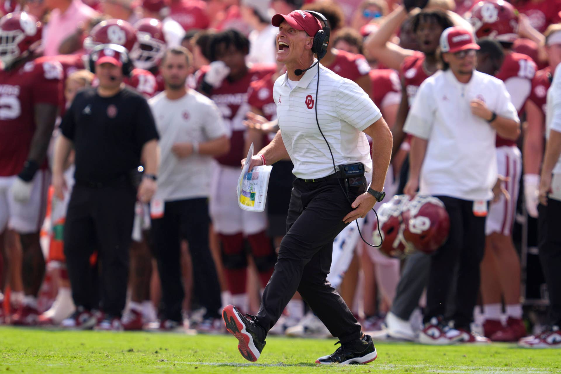 Oklahoma Lands Elite In-State Recruit in Major Flip - Athlon Sports