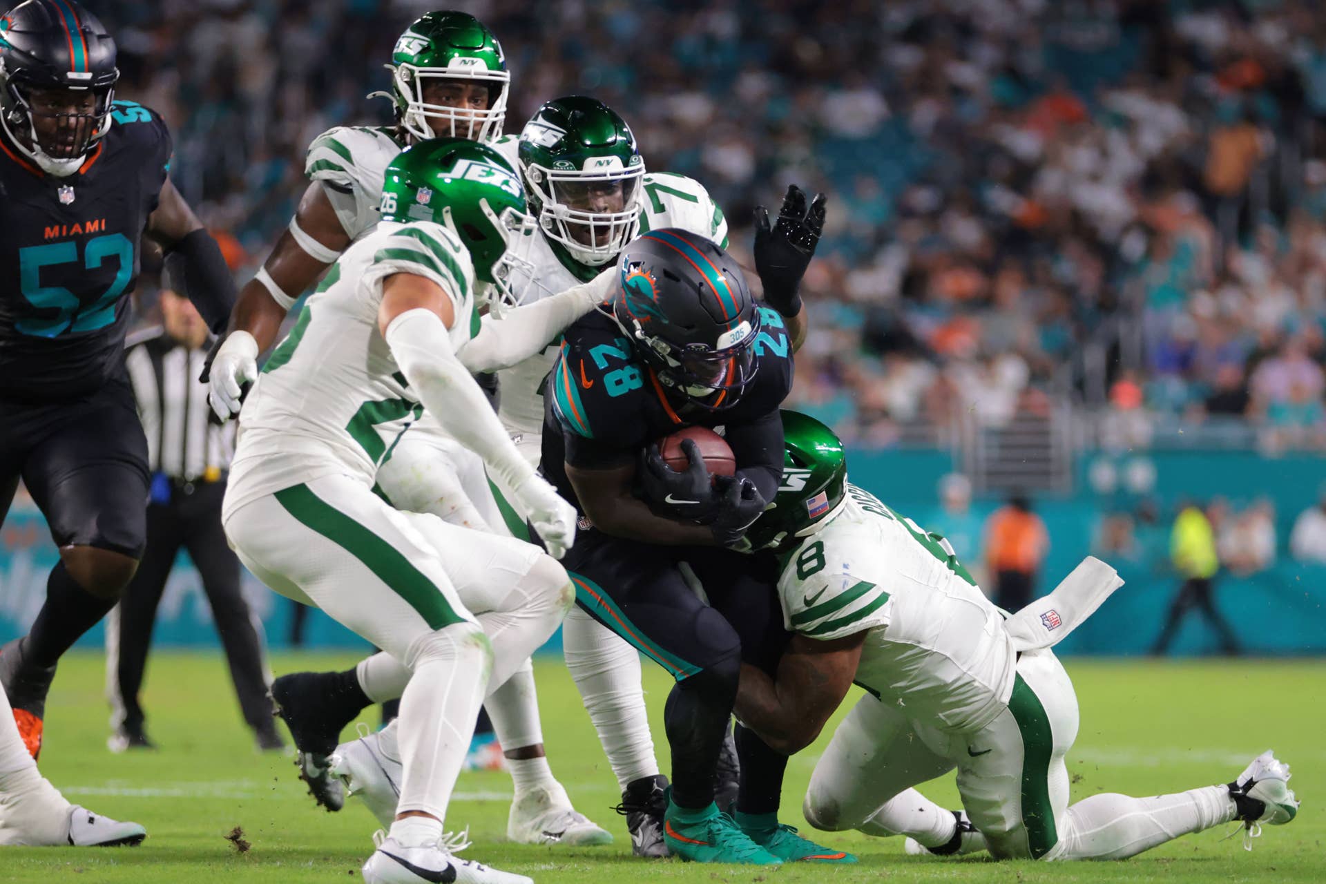 Dan Orlovsky Shreds Officials After Controversial No-Call in Jets ...