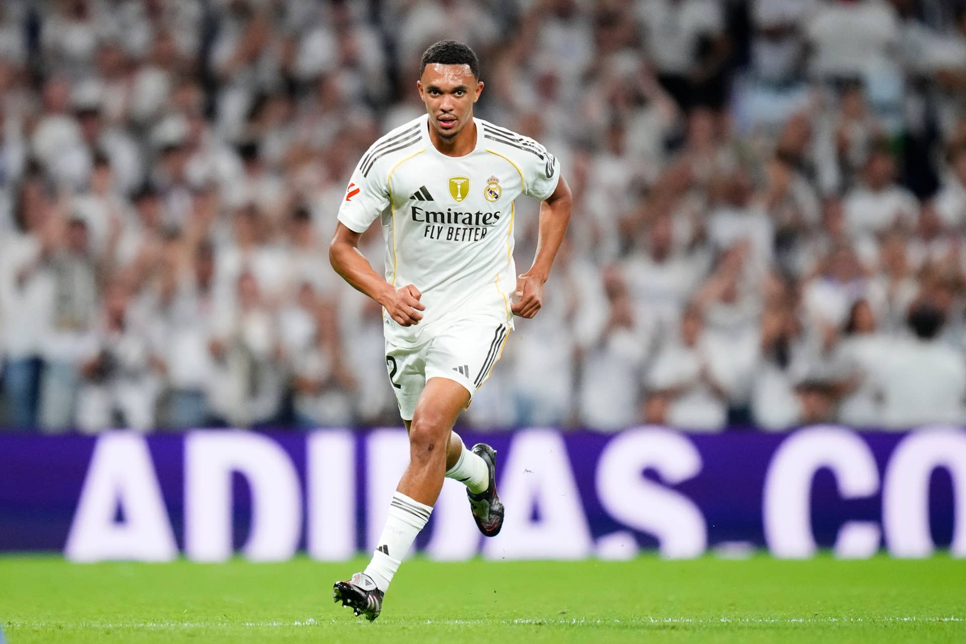 Steven Gerrard Reacts to Trent Alexander-Arnold Backlash After Real ...