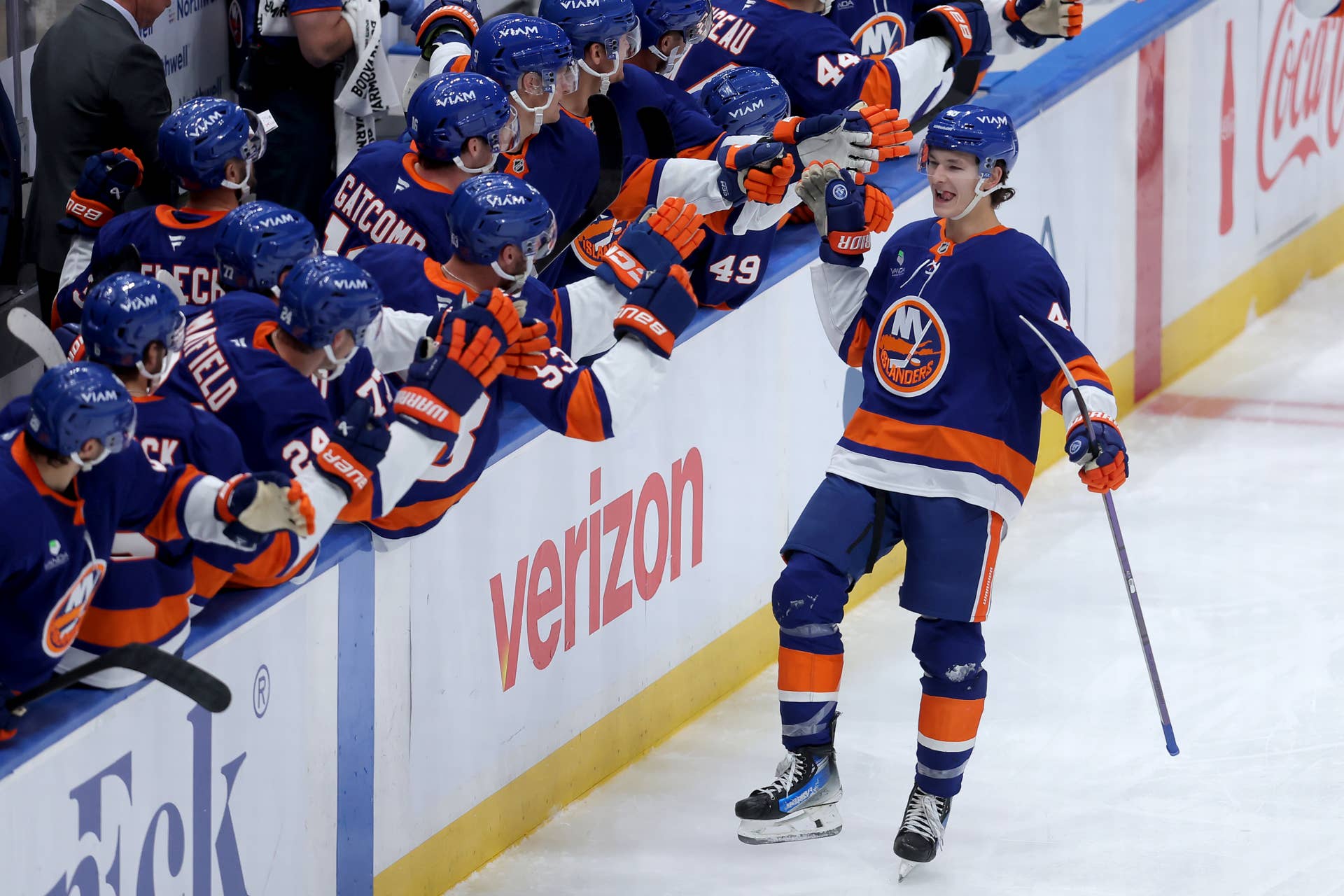 New York Islanders: Rookie Defenseman Matthew Schaefer Continues to ...