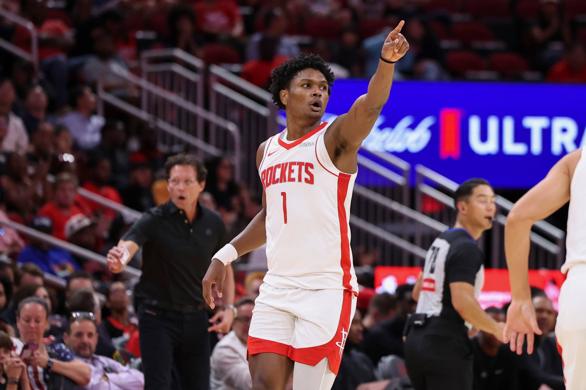 Final Injury Report for Kings-Rockets: Will Devin Carter, Amen Thompson ...