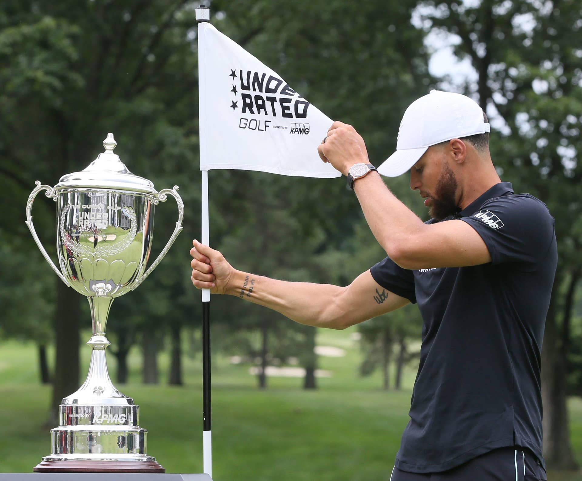 Steph Curry: The NBA Star Who Is Taking Golf to New Heights - Athlon