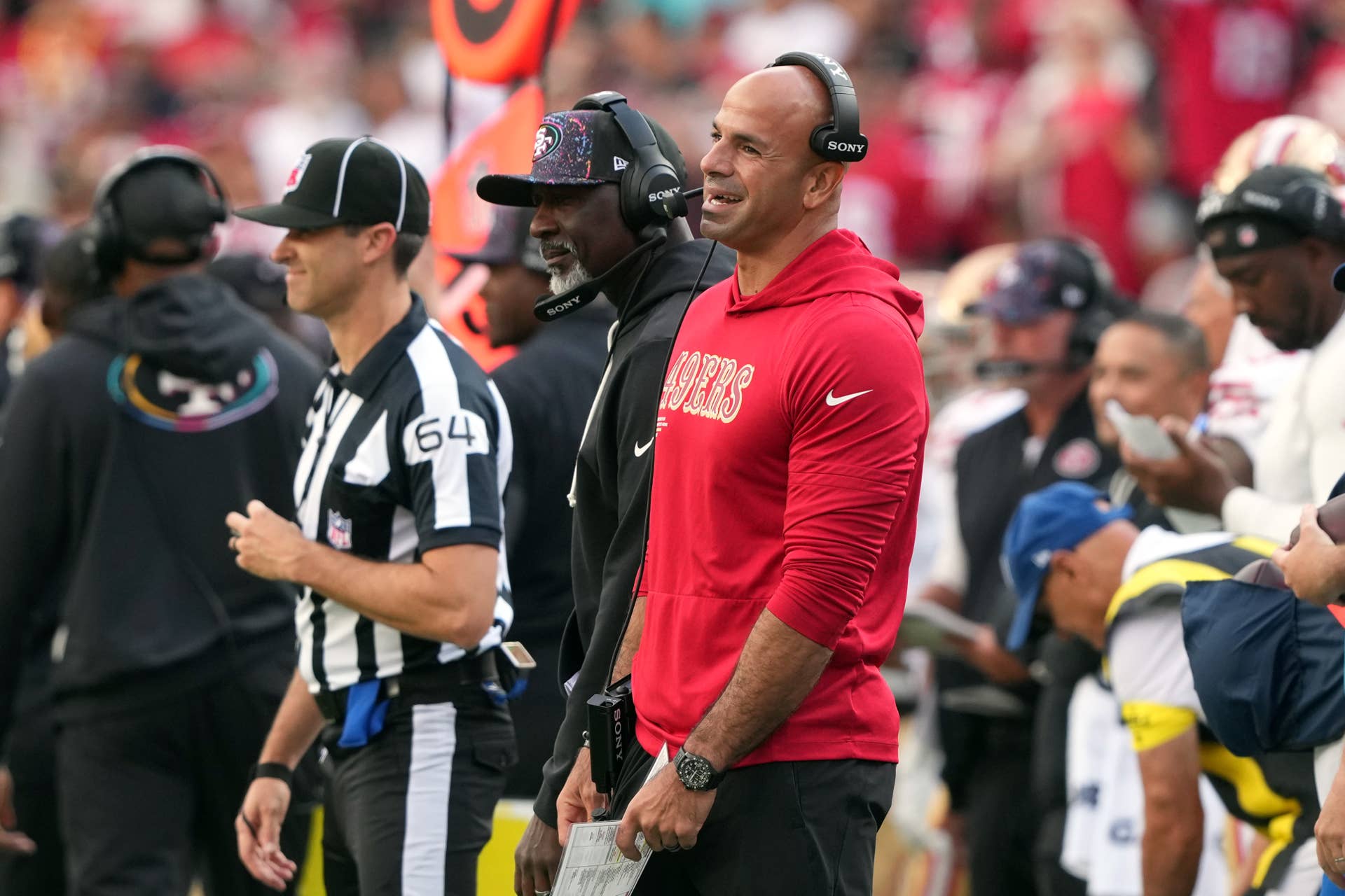 49ers DC Robert Saleh Gives Blunt Response to Head Coaching Rumors - Athlon