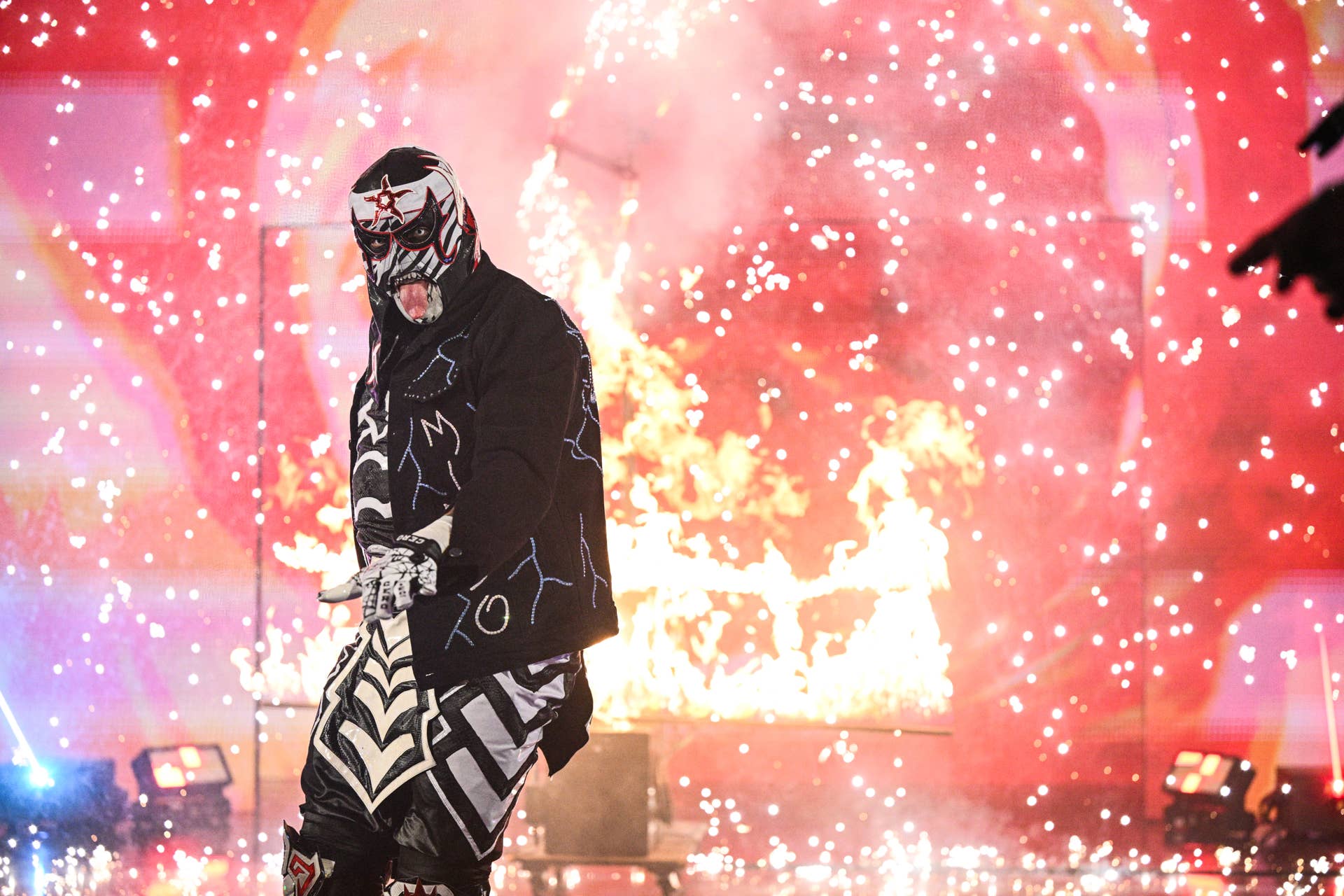 WWE Saturday Night’s Main Event Predictions & Potential Swerves - Athlon