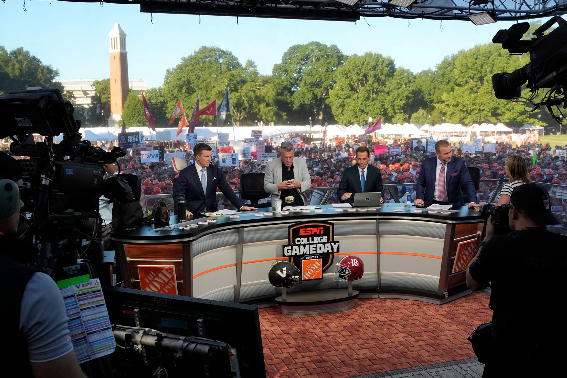 ESPN–YouTube TV Standoff Fuels Tension Between Pat McAfee, Kirk ...