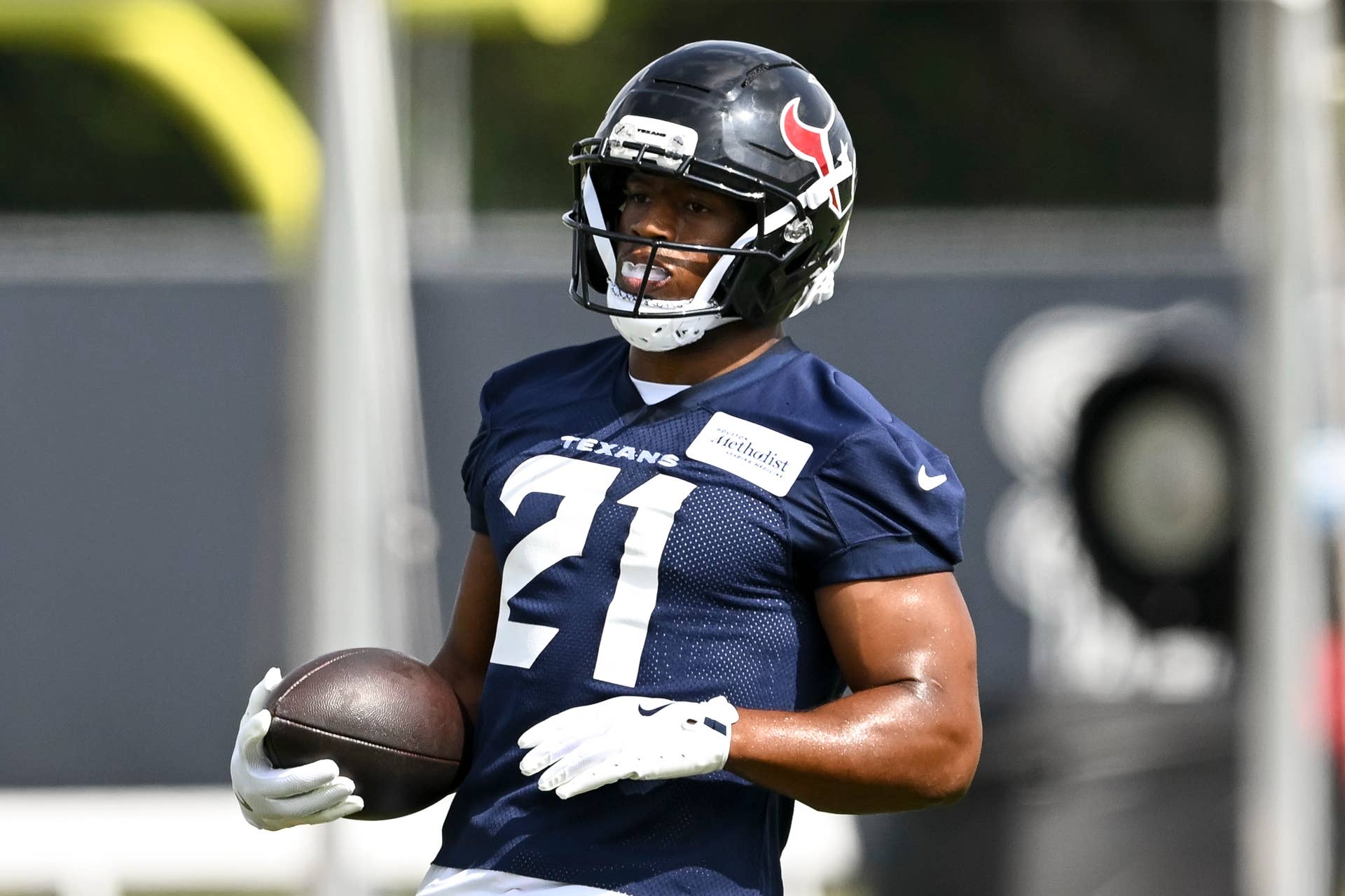 Texans Announce Nick Chubb News on Wednesday - Athlon