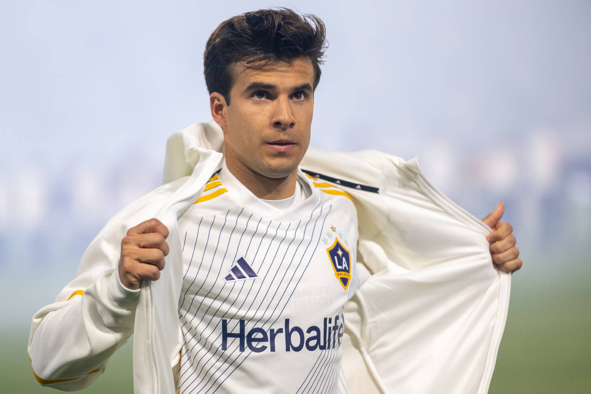 LA Galaxy Get Boost with Positive Riqui Puig Injury Update - Athlon Sports