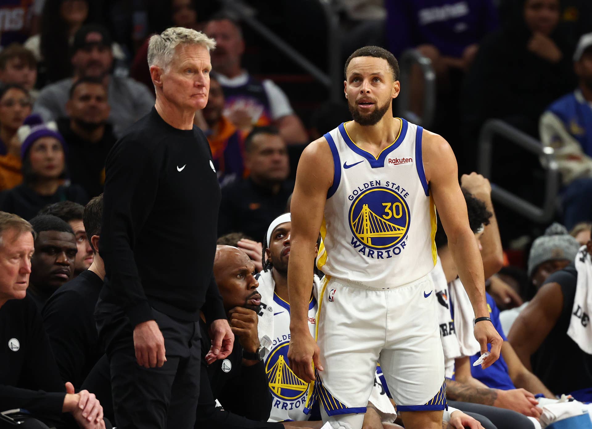 Warriors Make Trade With 76ers Amid NBA Season - Athlon Sports