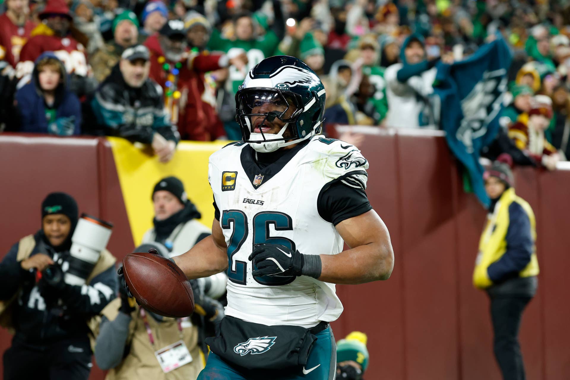 Best Player Prop Bets, Latest Odds for Week 17 - Athlon Sports