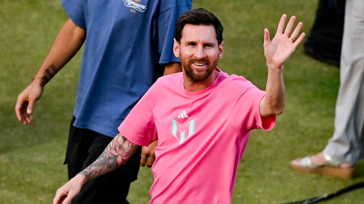 Coca-Cola Shares Skyrocket After Lionel Messi Interview - Athlon