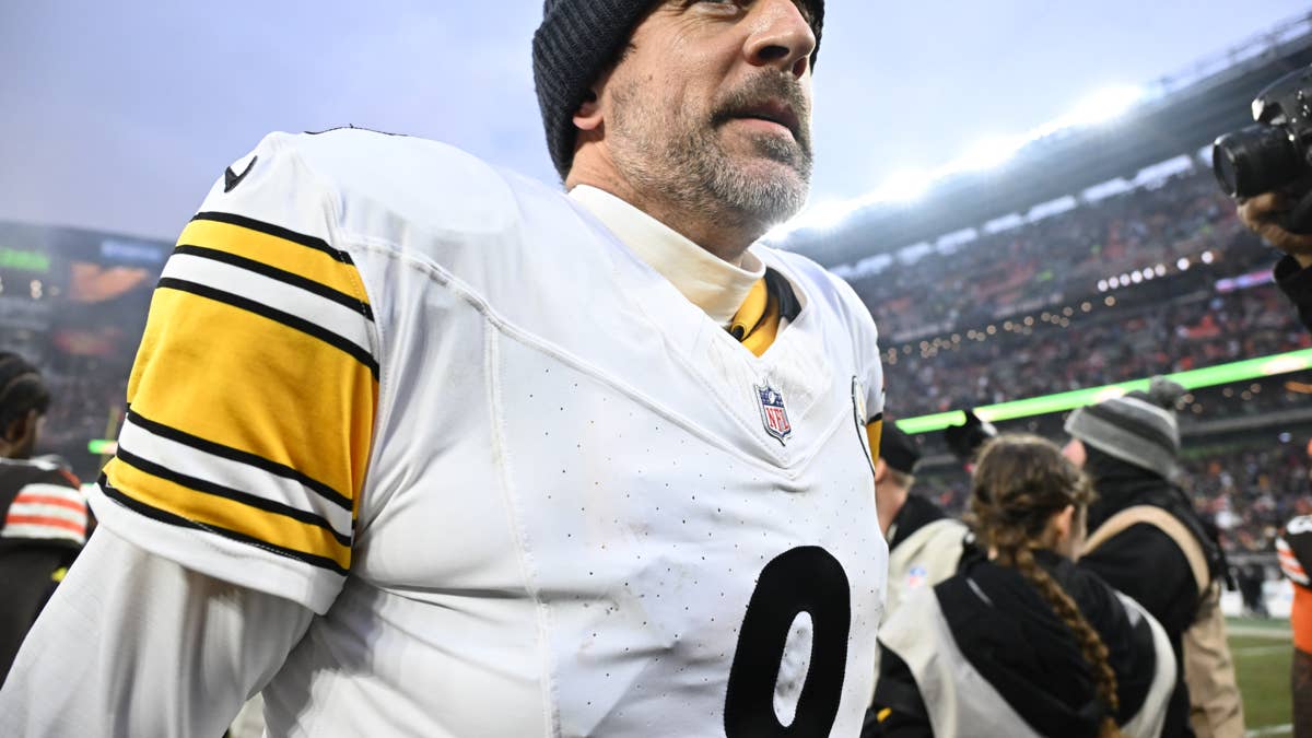 Aaron Rodgers' Warning for Steelers Rookie During Possible Final NFL ...