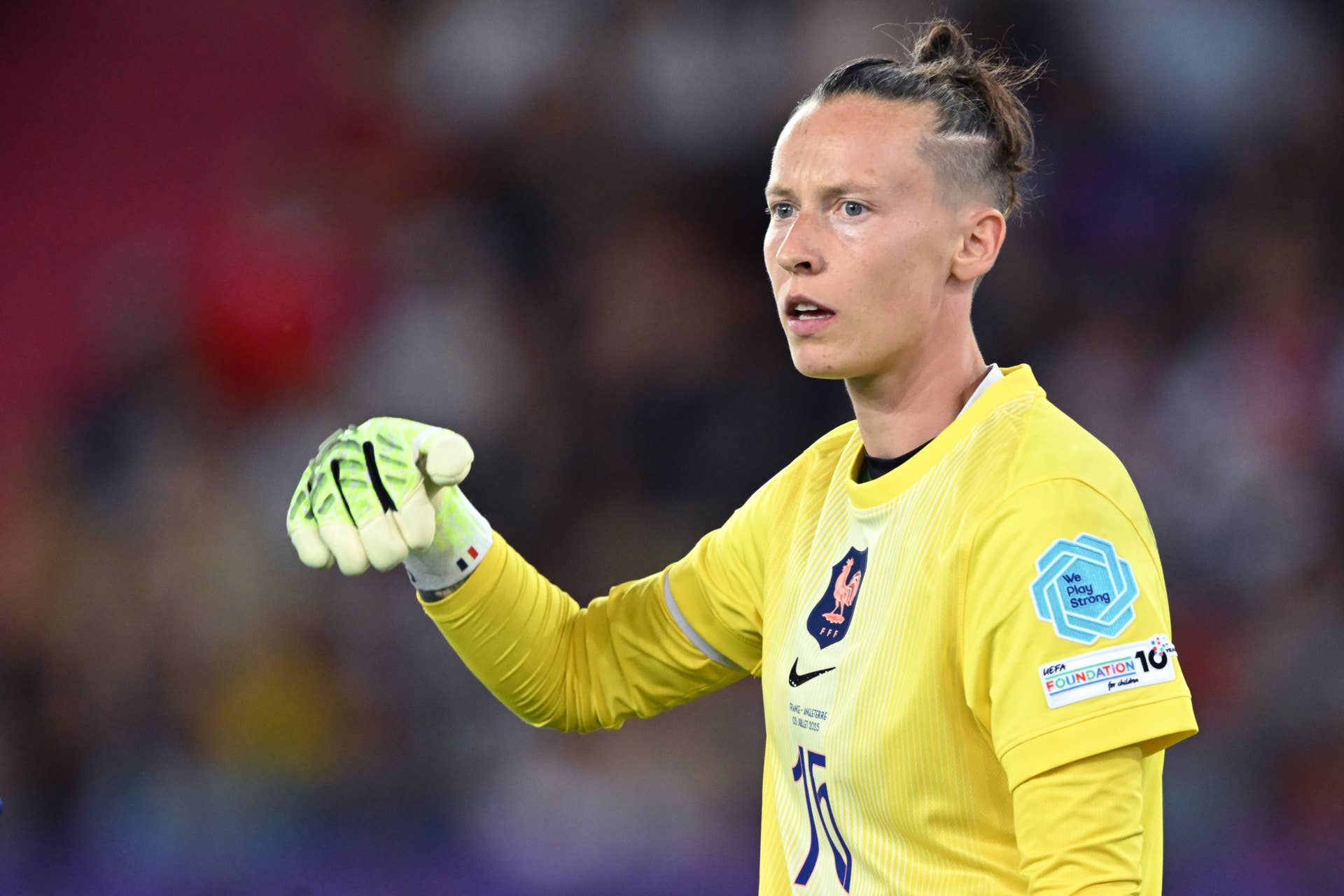 Denver Summit Land France No. 1 Goalkeeper in Major Signing - Athlon Sports