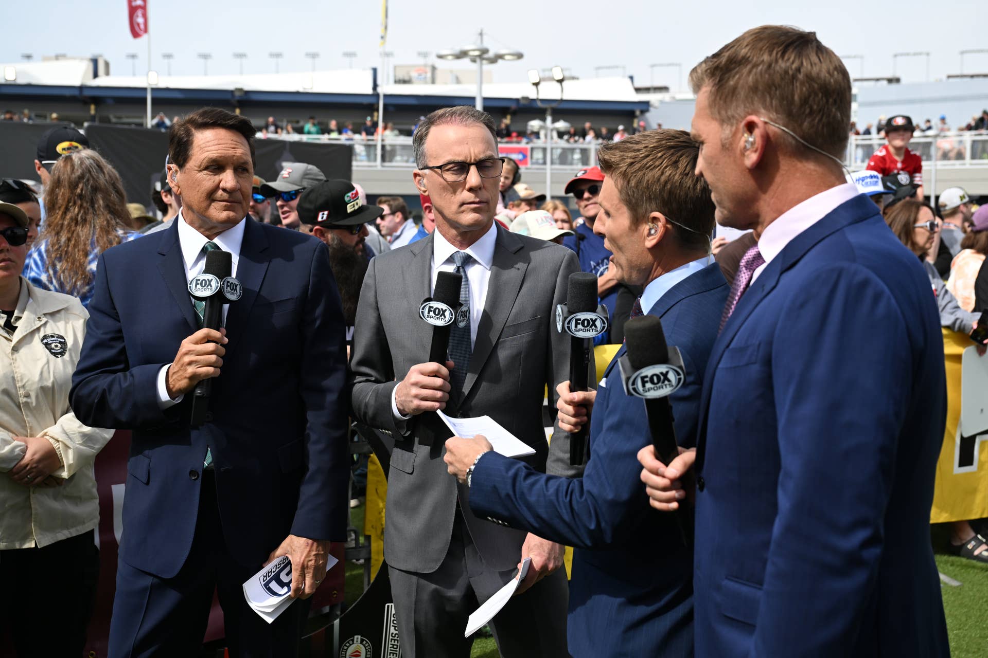 FOX Debuts New NASCAR Graphics Package During Daytona 500 Practice - Athlon