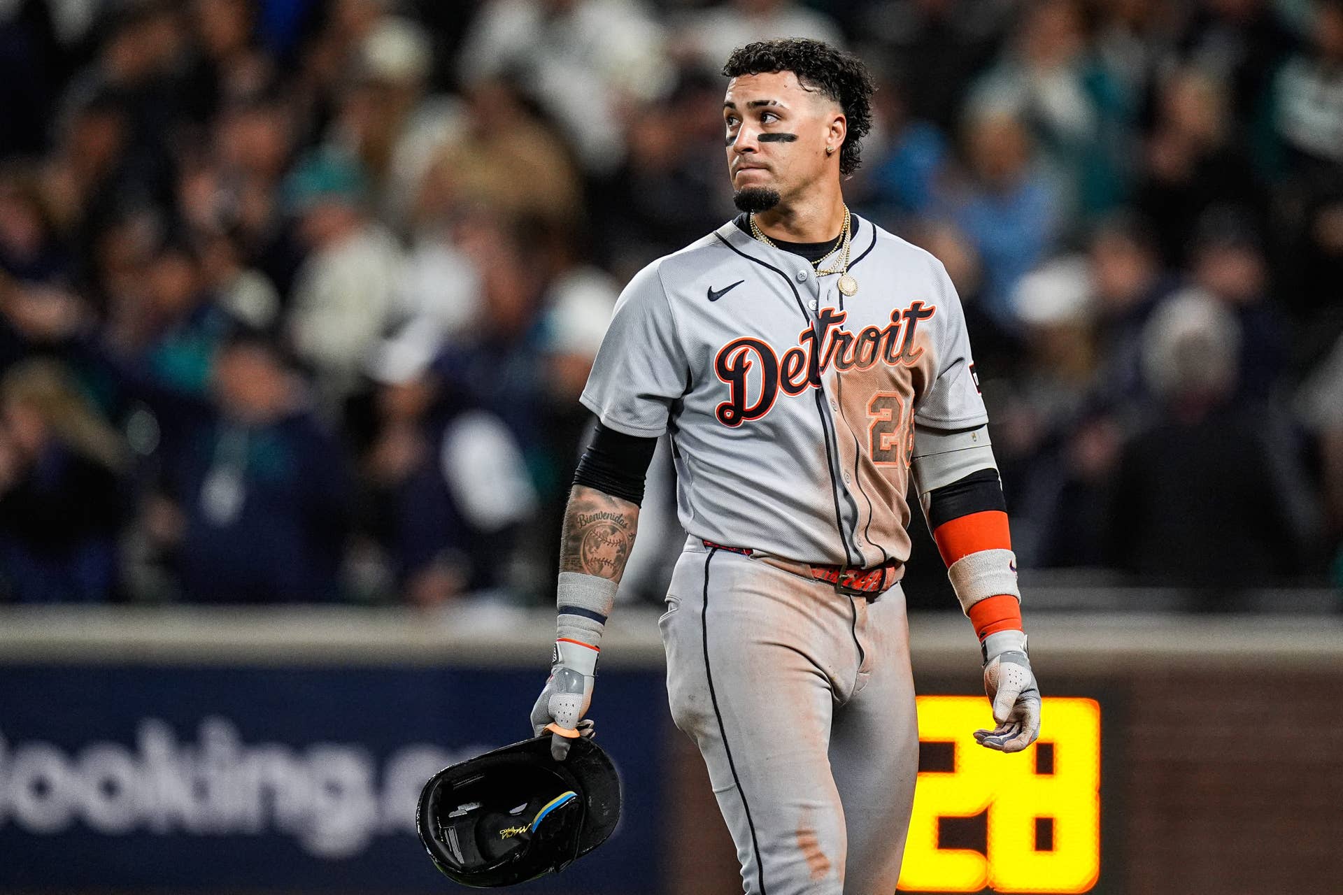Tigers Facing Javier Baez Decision After Kevin McGonigle News on ...