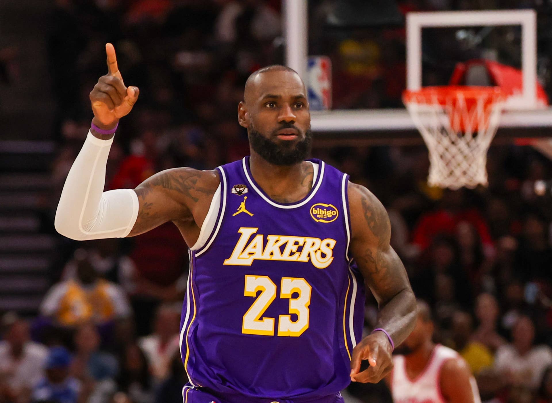 Dwyane Wade Makes Bold Claim About LeBron James' NBA Legacy - Athlon Sports
