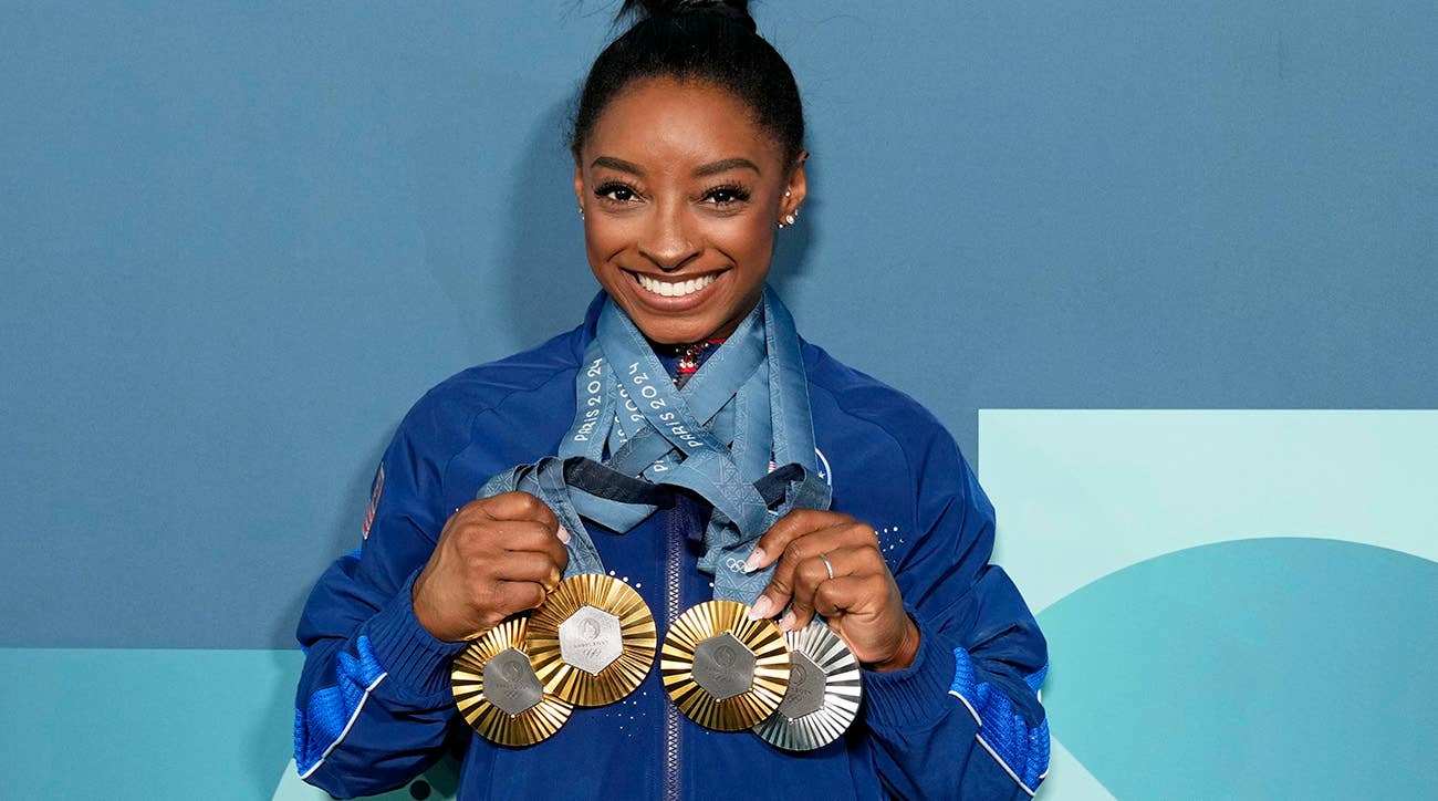 Simone Biles Shows Up for Jonathan Owens' Special Night in St. Louis ...
