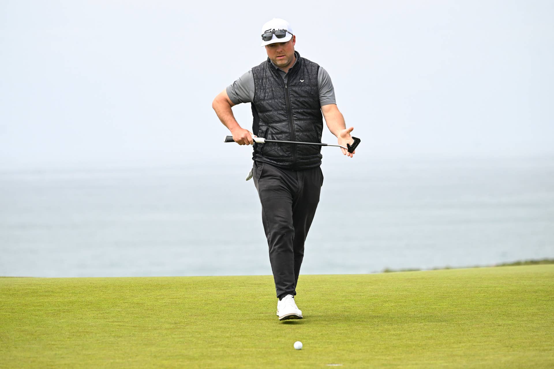 Austin Hurt Sets the Tone at Bandon as PGA Professionals Chase Major ...