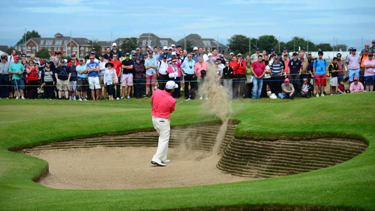 Soft vs. Firm Sand: How to Dominate ANY Bunker Shot - Athlon Sports