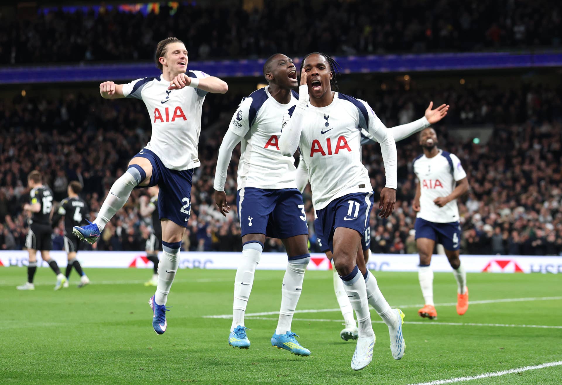 What Happens If Tottenham Win, Lose or Draw vs. Chelsea? Premier League ...