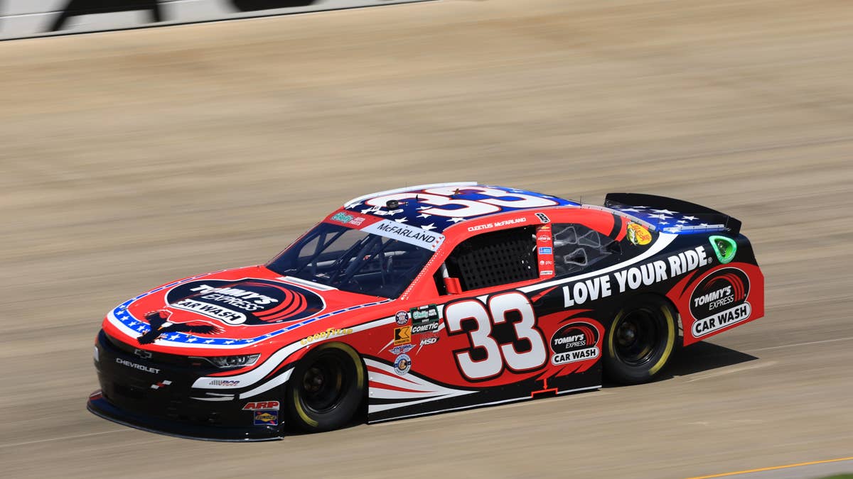 Cleetus McFarland Spins Out at Nashville While Racing for Lucky Dog ...