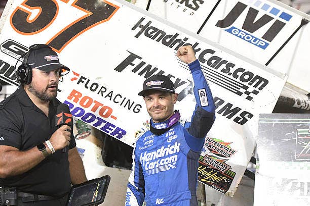 Kyle Larson Supports Samantha Busch in Latest Dirt Racing Victory - Athlon